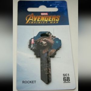 Marvel | Other | Marvel Avengers Infinity War Rocket Gotg Photo Door ...